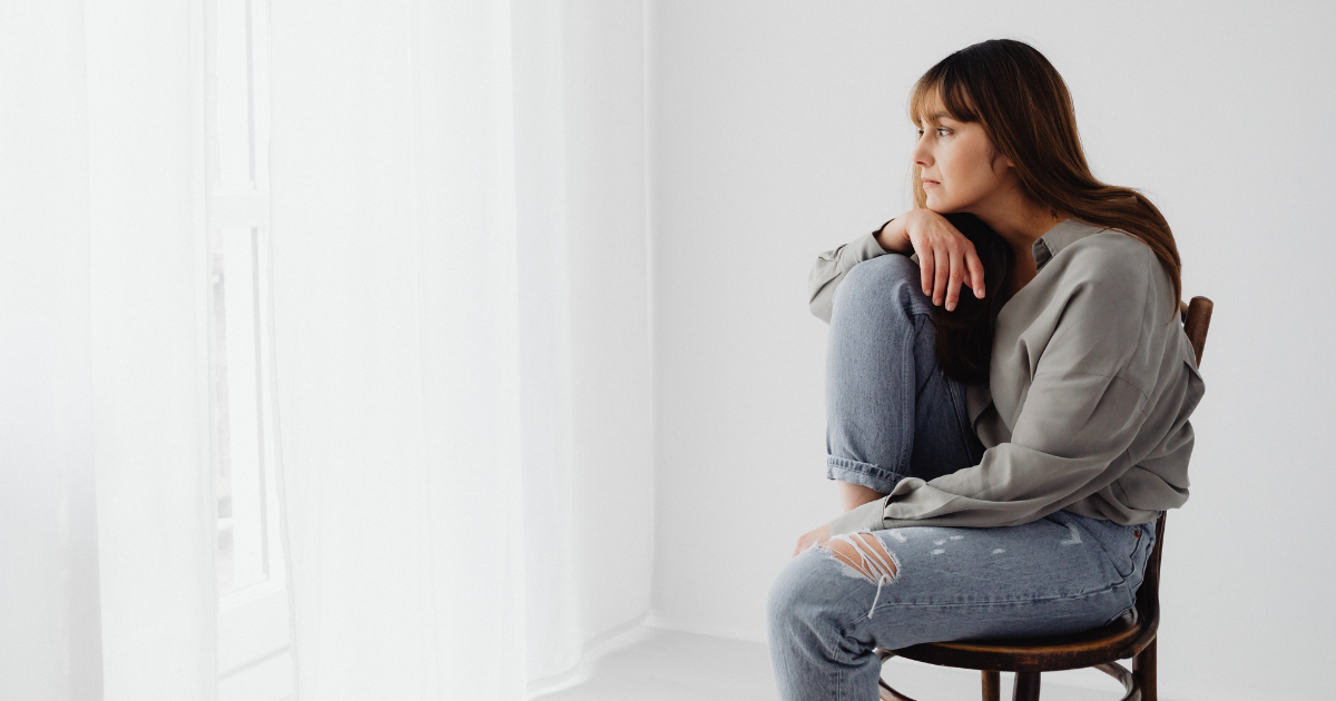 20 Warning Signs of an Uncaring Husband (Don’t Ignore Them)